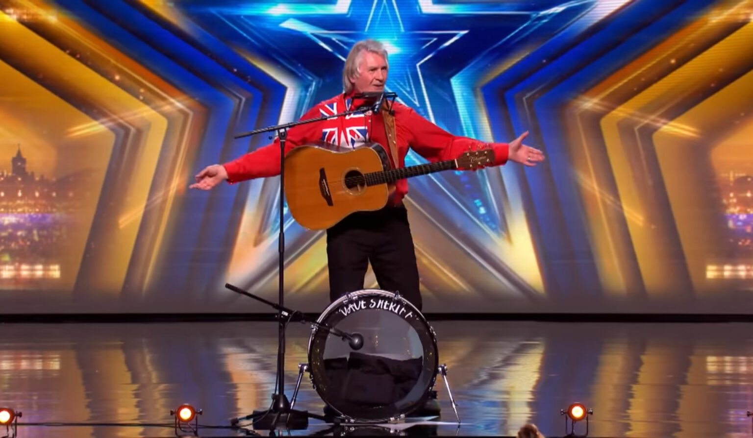 76-Year-Old Stuns BGT as One-Man Band — Even Simon Cowell Starts Singing